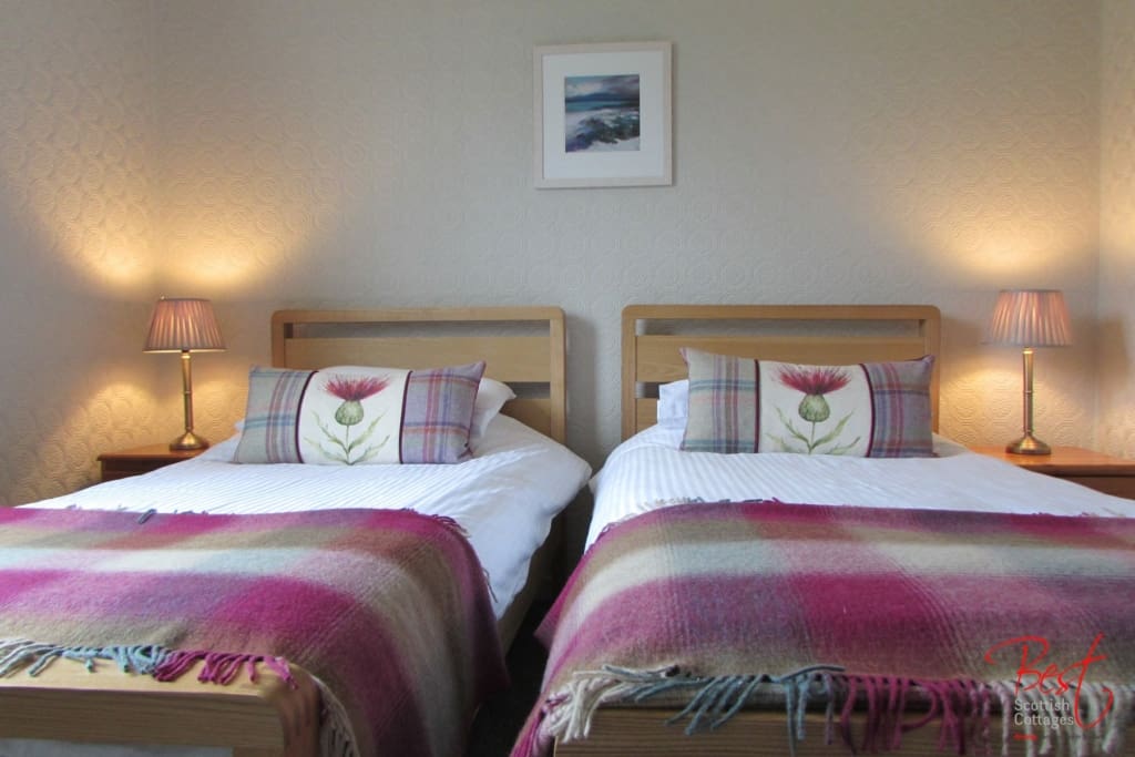 Holiday Cottages with Loch Views in Scotland | Best Scottish Cottages