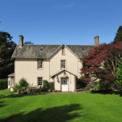 The Old Manse of Monzie - Best Scottish Cottages