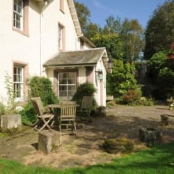 The Old Manse of Monzie - Best Scottish Cottages