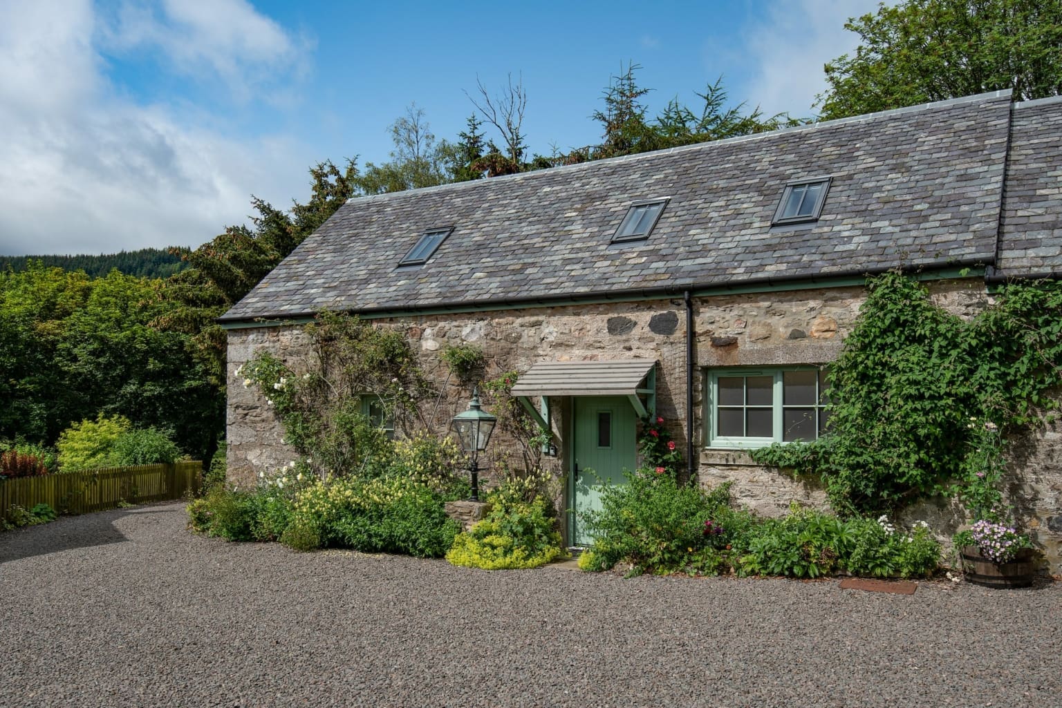 Cottages & Lodges with Hot Tubs in Scotland | Best Scottish Cottages