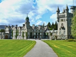 What is Balmoral Castle? The Royals Summer Getaway - Best Scottish Cottages